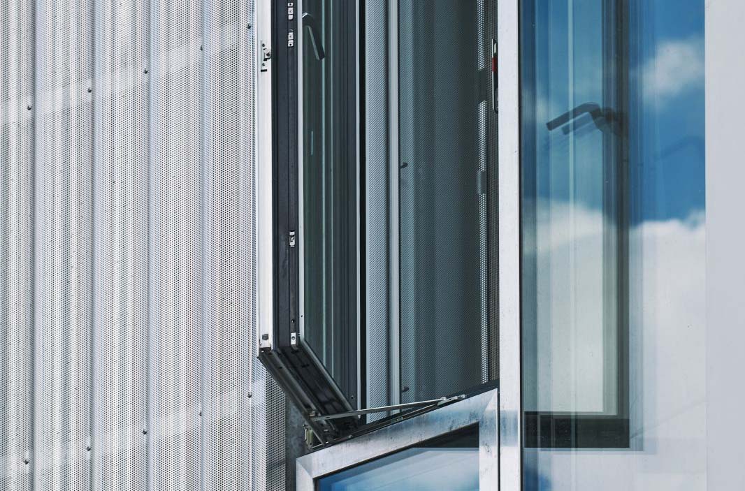 Effective sound reducing solutions - VELFAC windows