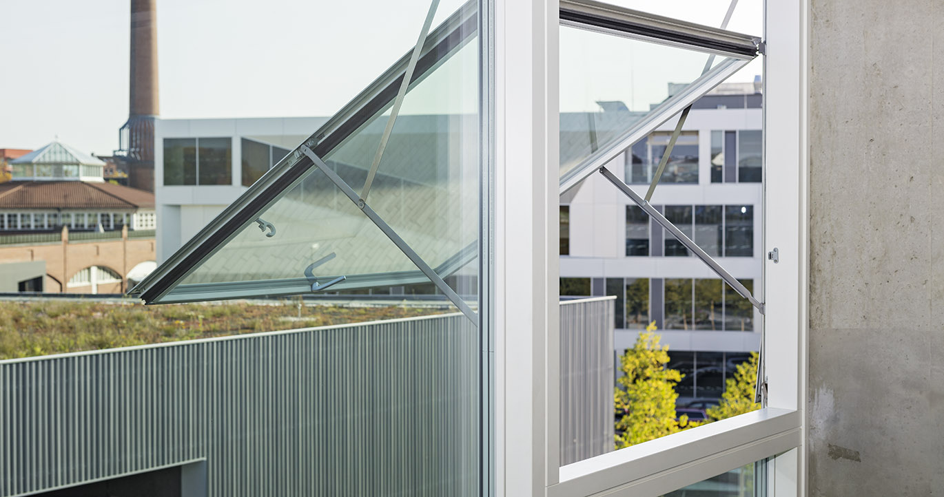 Top hung window - Find a custom made window now - VELFAC