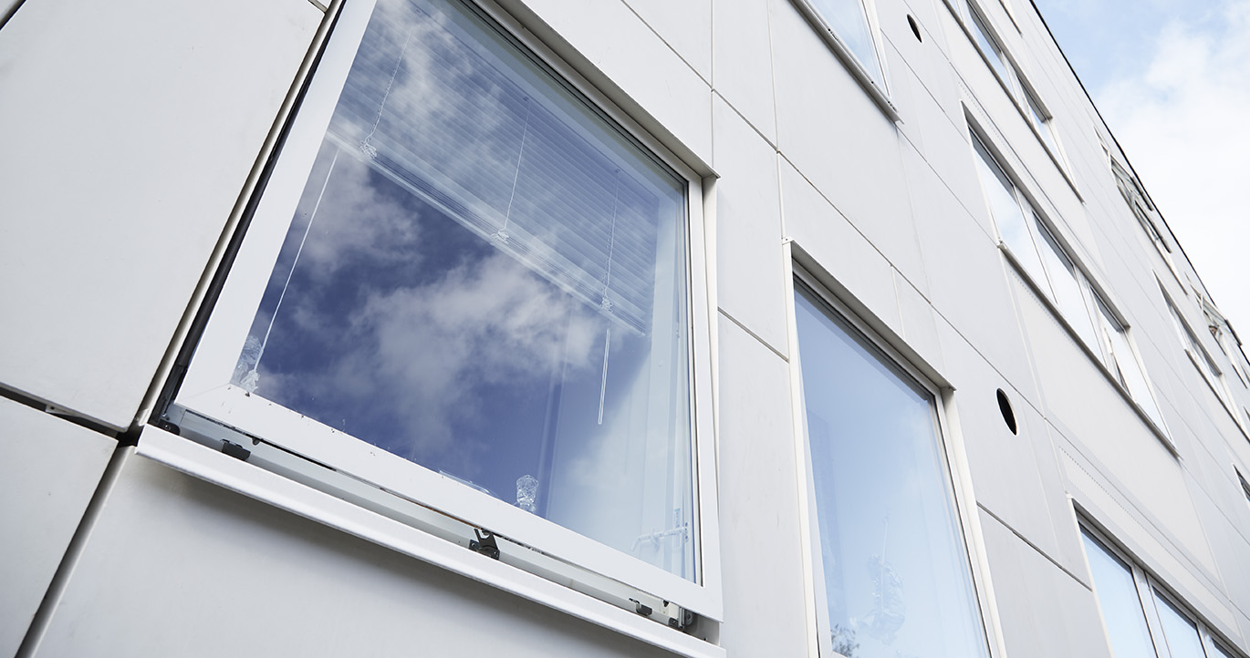 Top hung window - Find a custom made window now - VELFAC