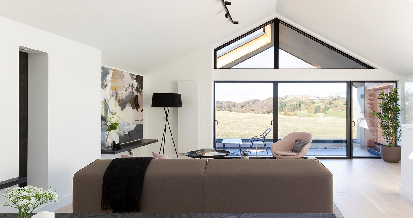 Triangular window - Get customised windows now - VELFAC